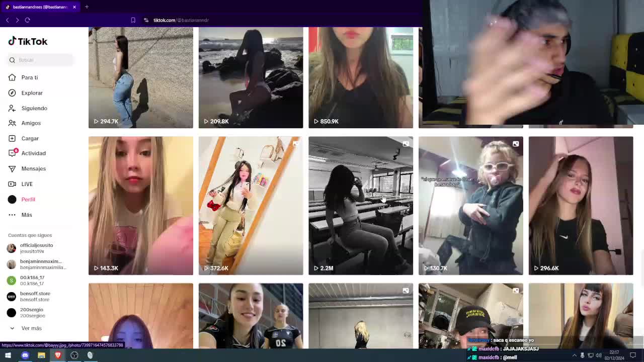 KickBot: Customizable Chat Bot for Kick